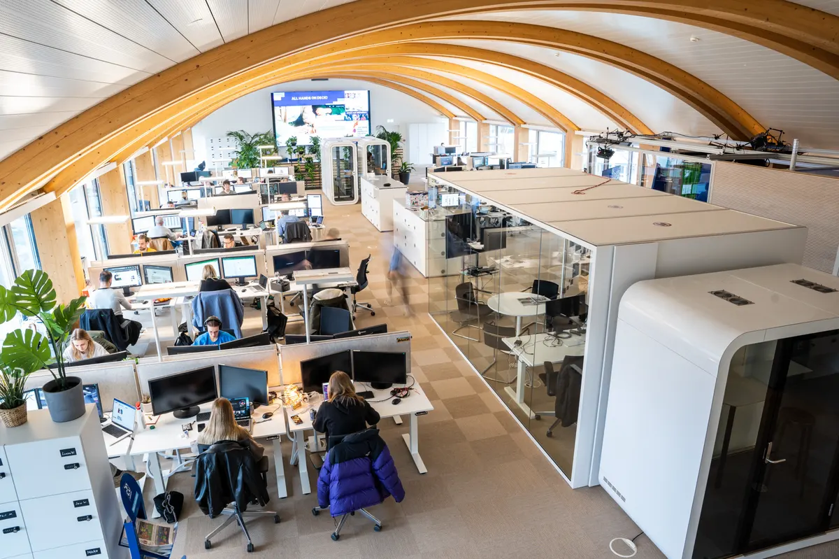 REVOLUTIONIZING SWISS NEWS